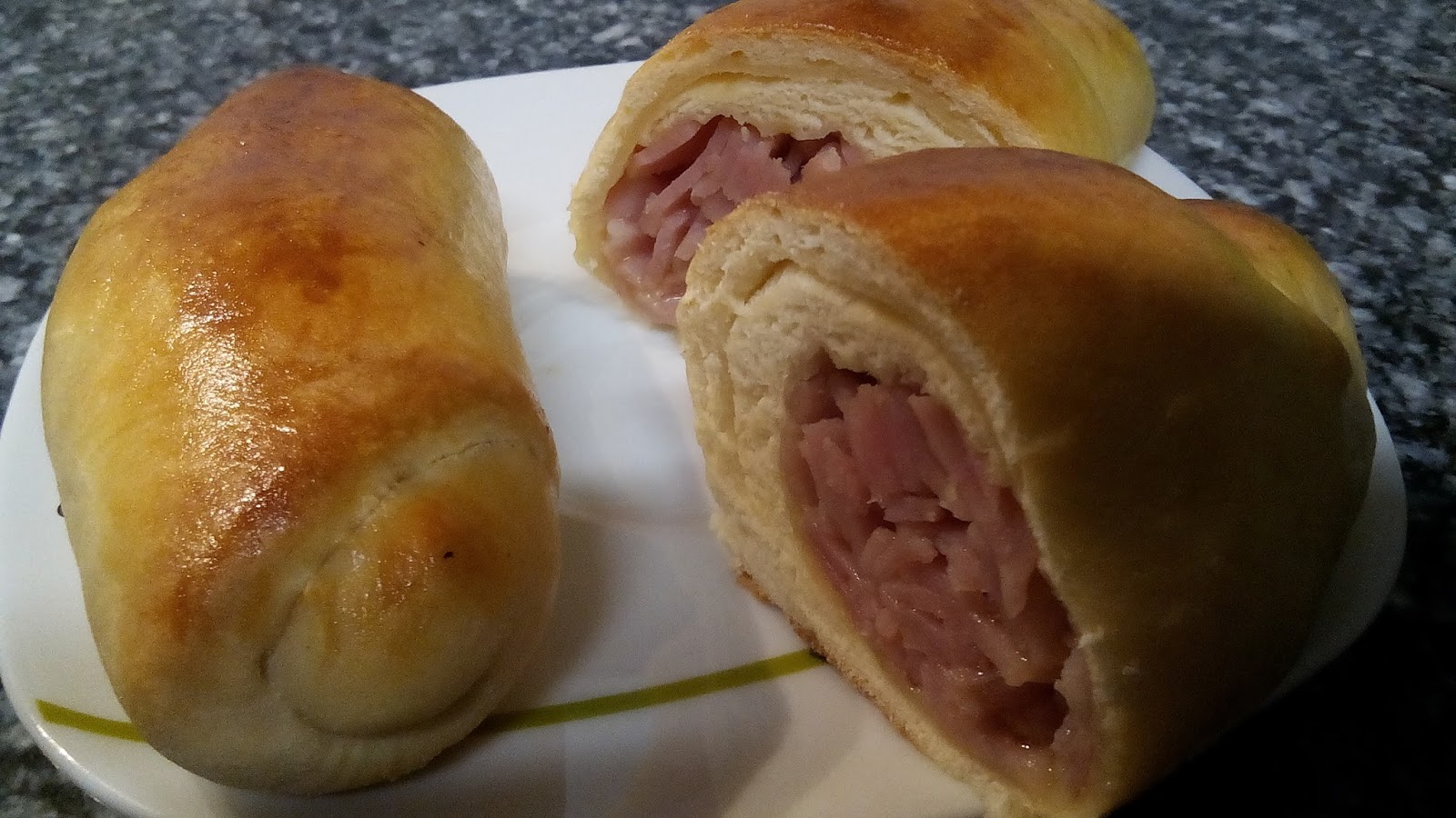 Yuyis Creations: Cachitos Venezolanos