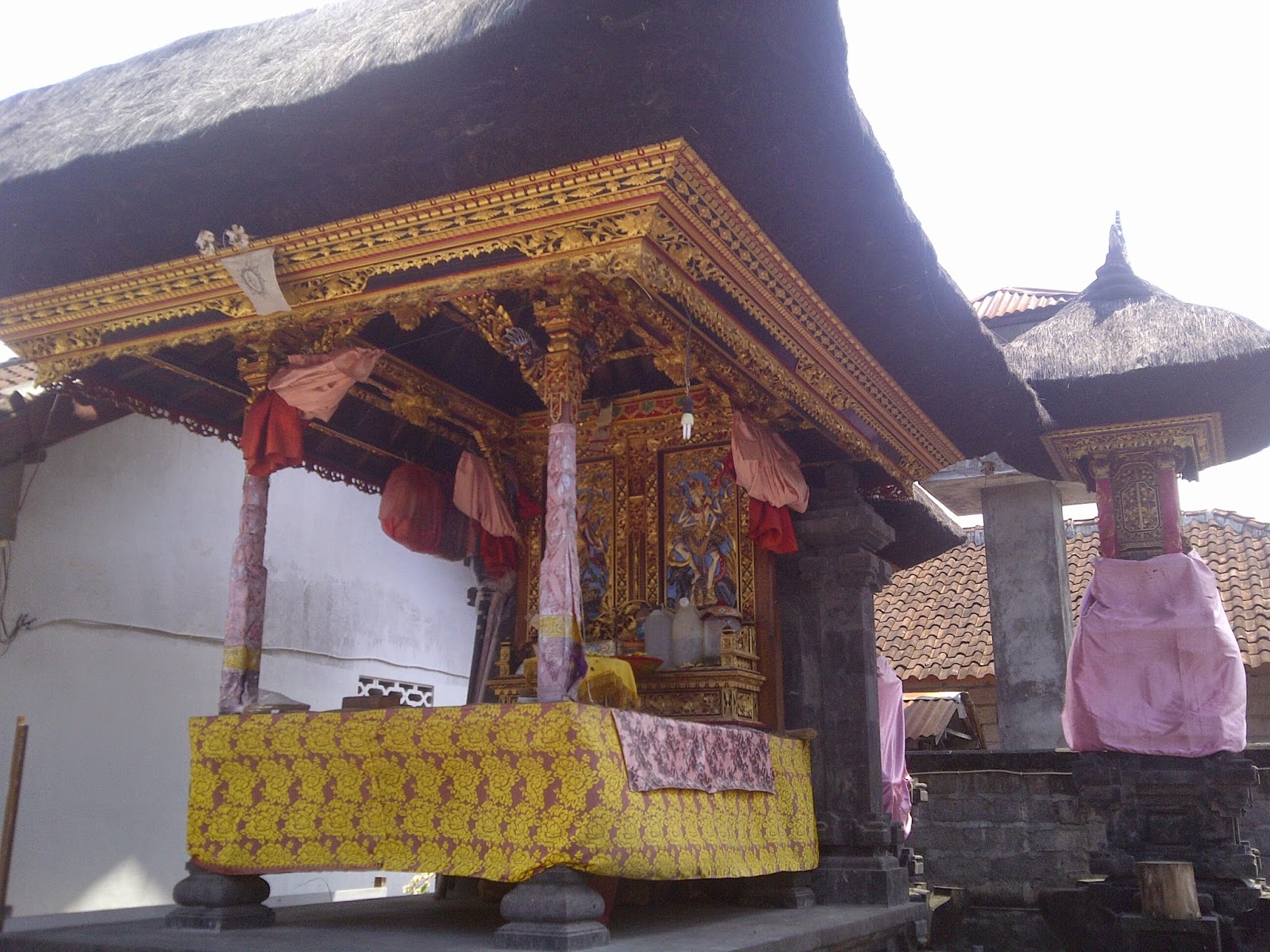 Ukiran Bali: Merajan