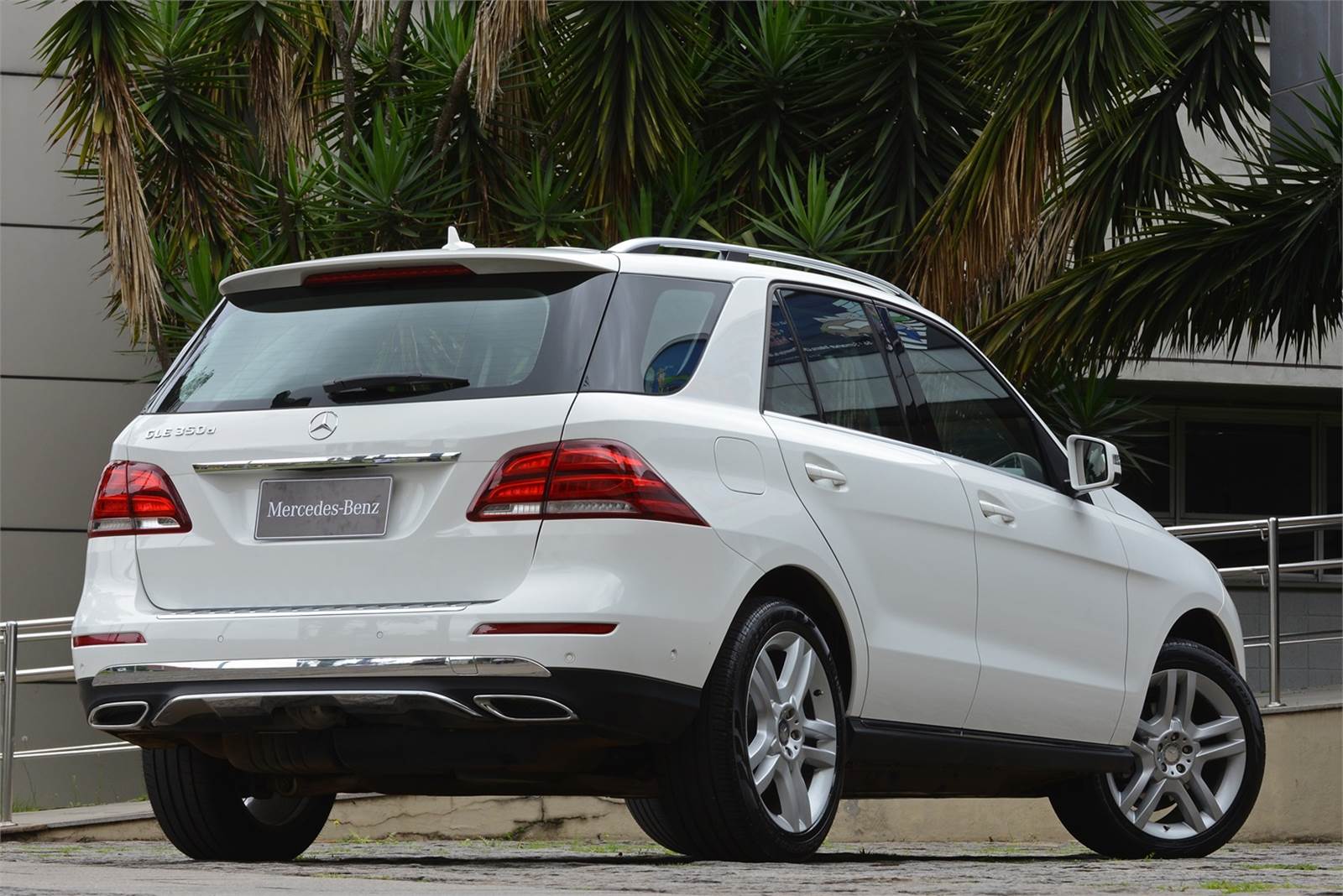 Mercedes-Benz GLE 2016: preço começa em R$ 312,9 mil