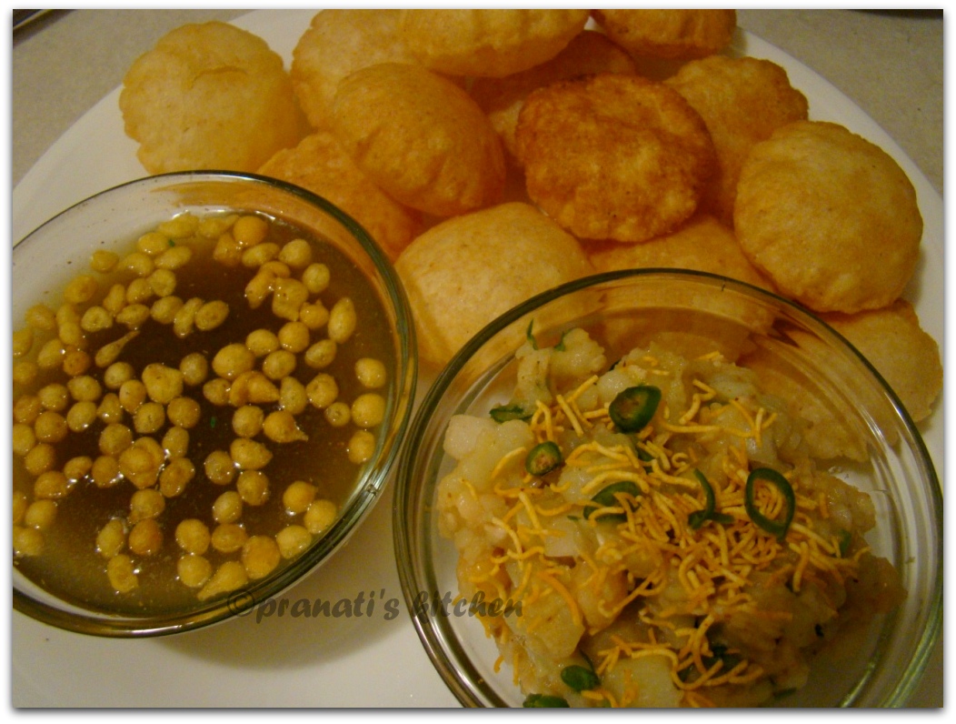 Delicious Recipes 4m Pranati's Kitchen: Gupchup/ panipuri/ golgappa