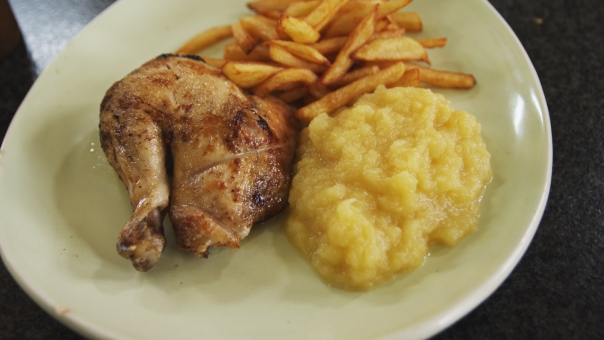 Appelpunt: Kip, patat en appelmoes