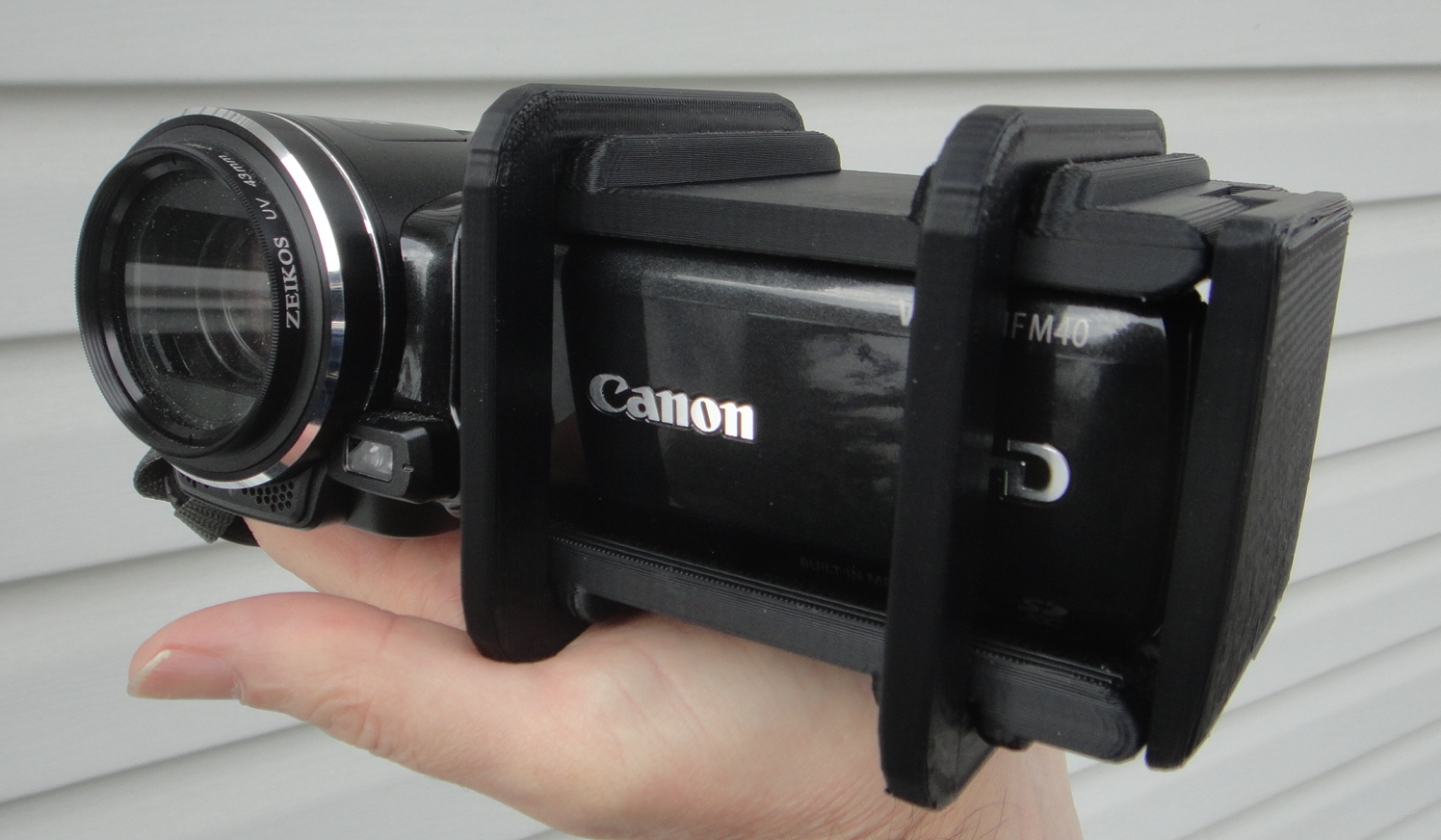 The Tinkers Workshop: Inexpensive Video Camera Sun Shield Project