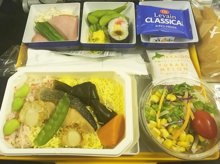 ANA In-Flight Meals (Tokyo to Los Angeles) - New Year's Japan Travel ...