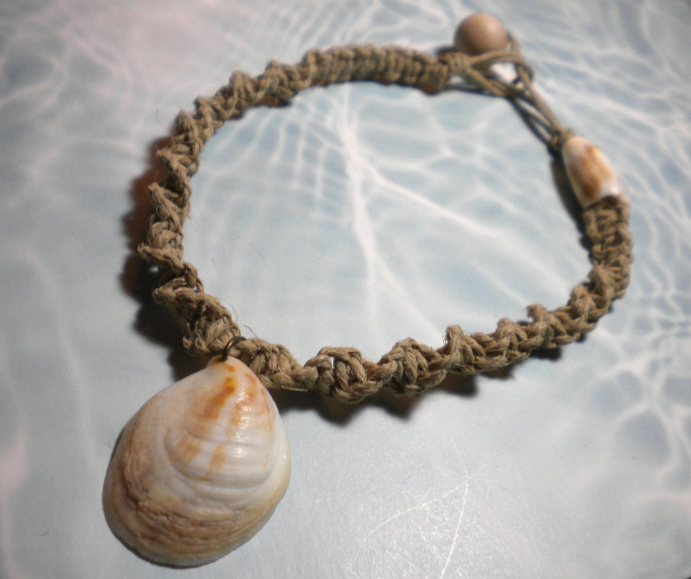 Del's Shells: Ladies Mens and Unisex Seashell Jewelry
