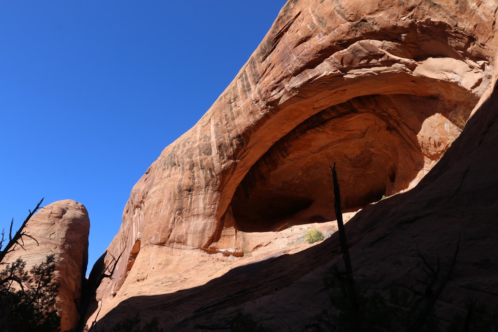gjhikes.com: Magic Theater Arch