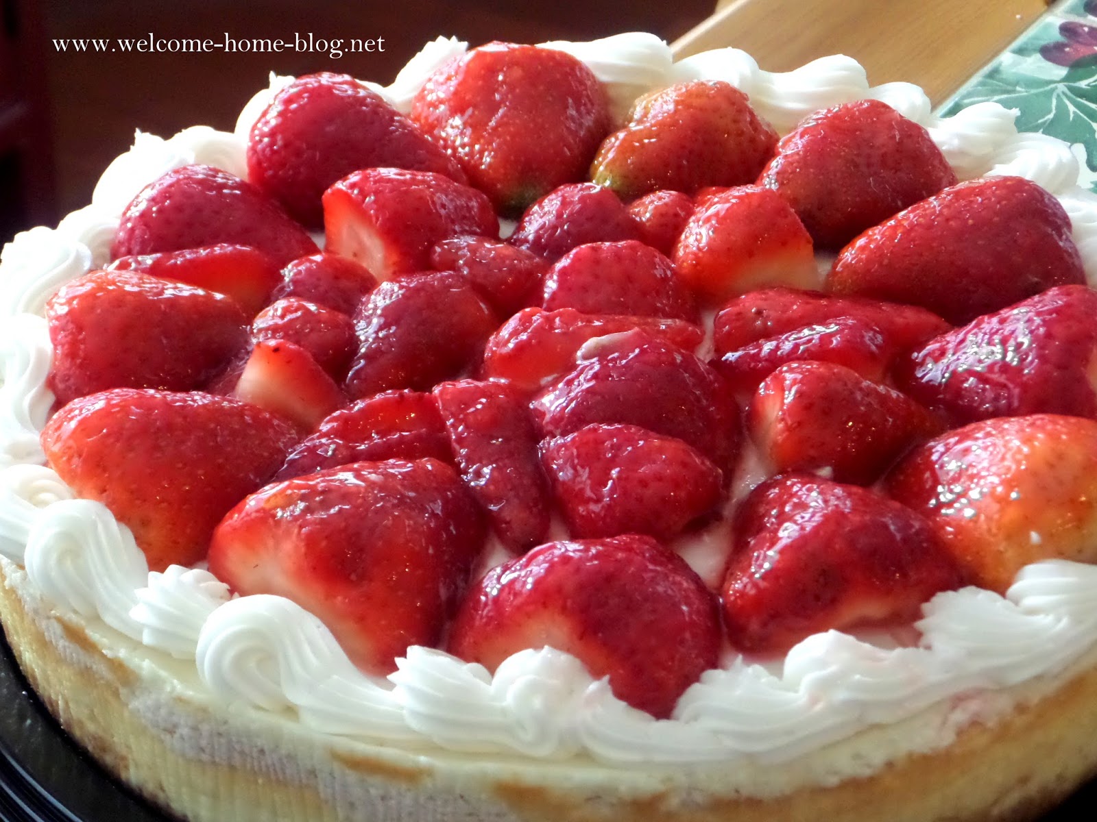 Welcome Home Blog: Strawberry Cream Cheesecake