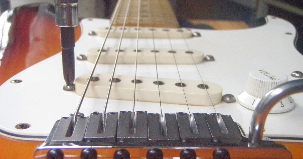 Fender Stratocaster pickup height adjustment and specifications | DIY ...