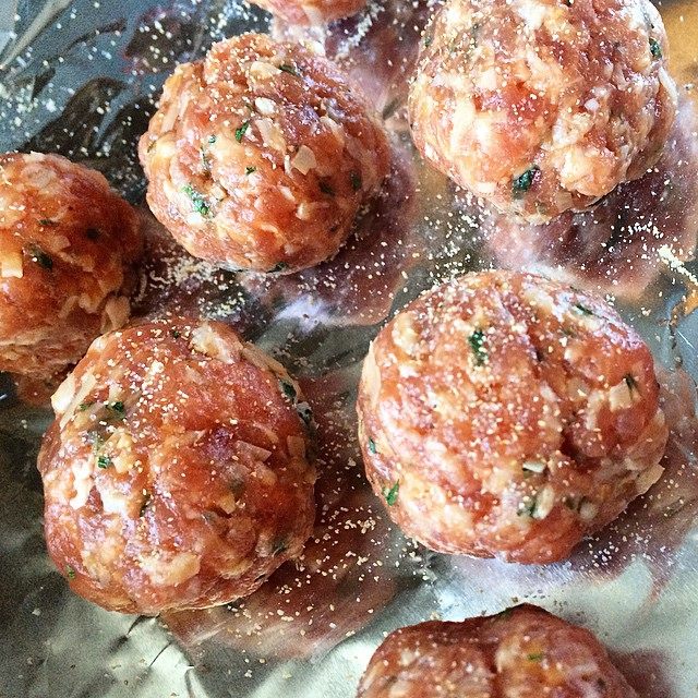The Bacon Slut: Cheesy Bacon Burger Balls