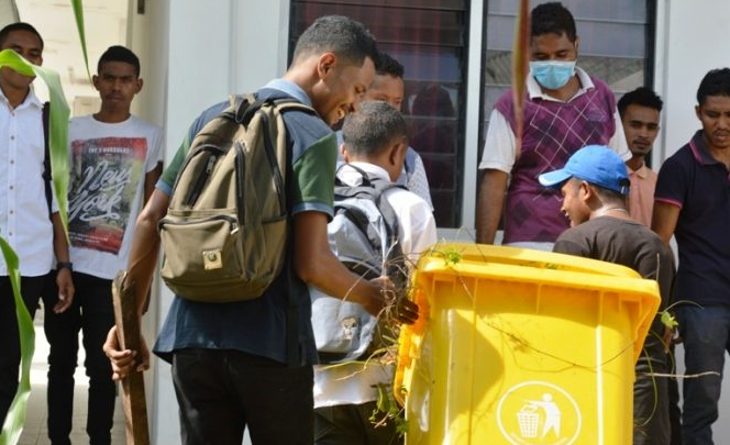 - TIMOR AGORA: FMSS Kontinua Promove Ambiente Moos