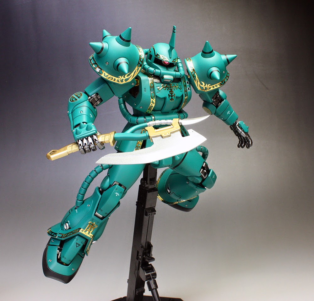 P-Bandai: MG 1/100 Zaku II (Dozle Zabi Custom) Painted Build