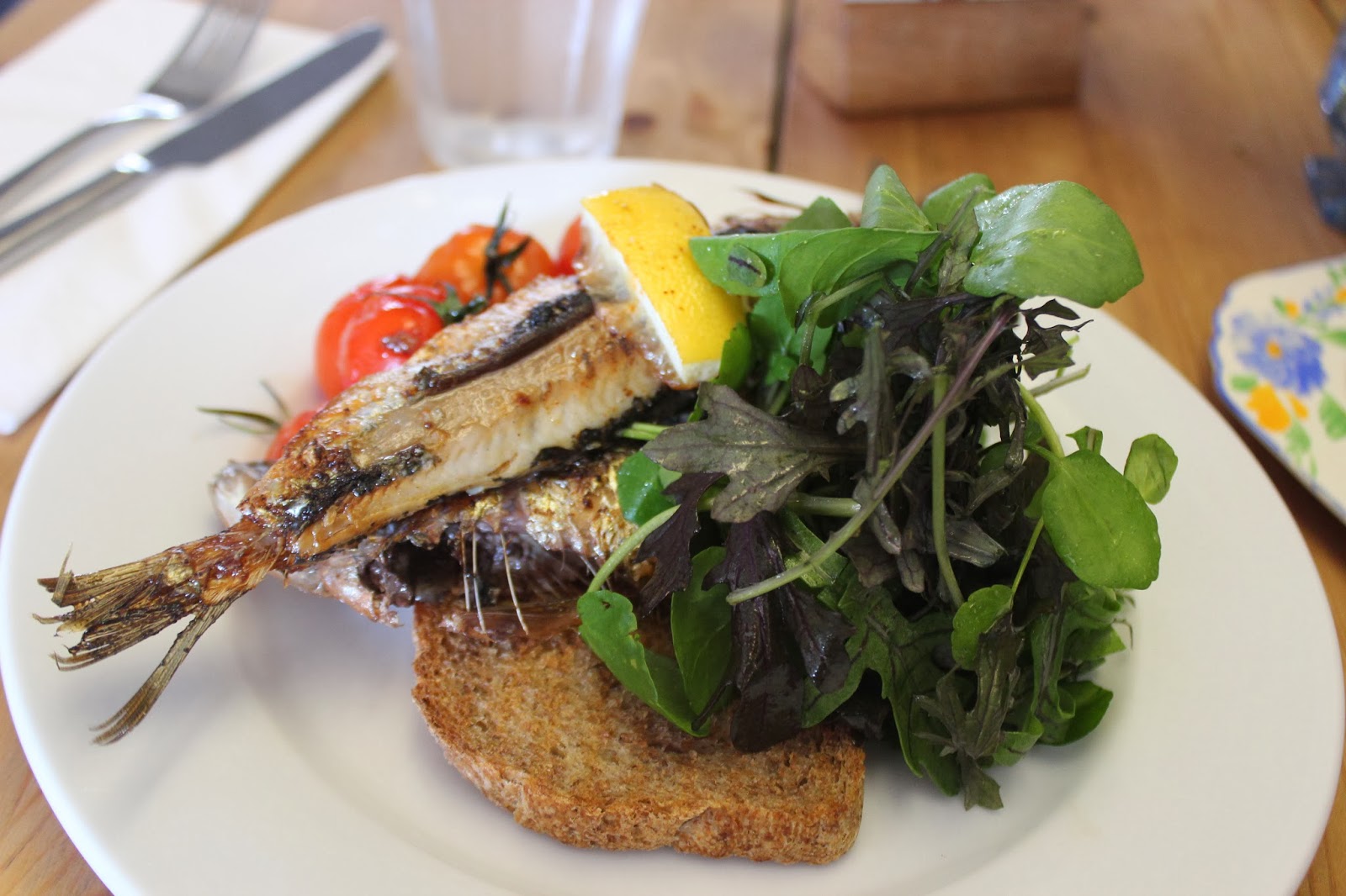 Exploring Dorset: On The Green Cafe, Wimborne, Dorset - Georgie xoxo ...