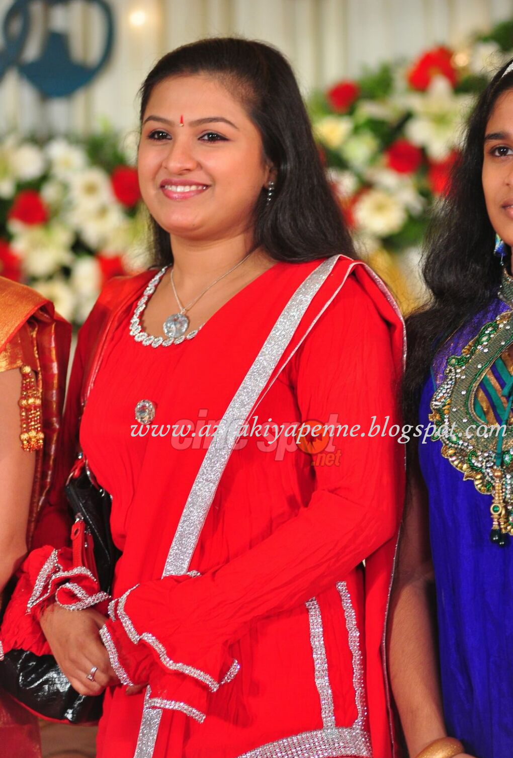 BEAUTIFUL MALAYALAM TV SERIAL ACTRESS AND CINEMA ACTRESS GALLERY ...