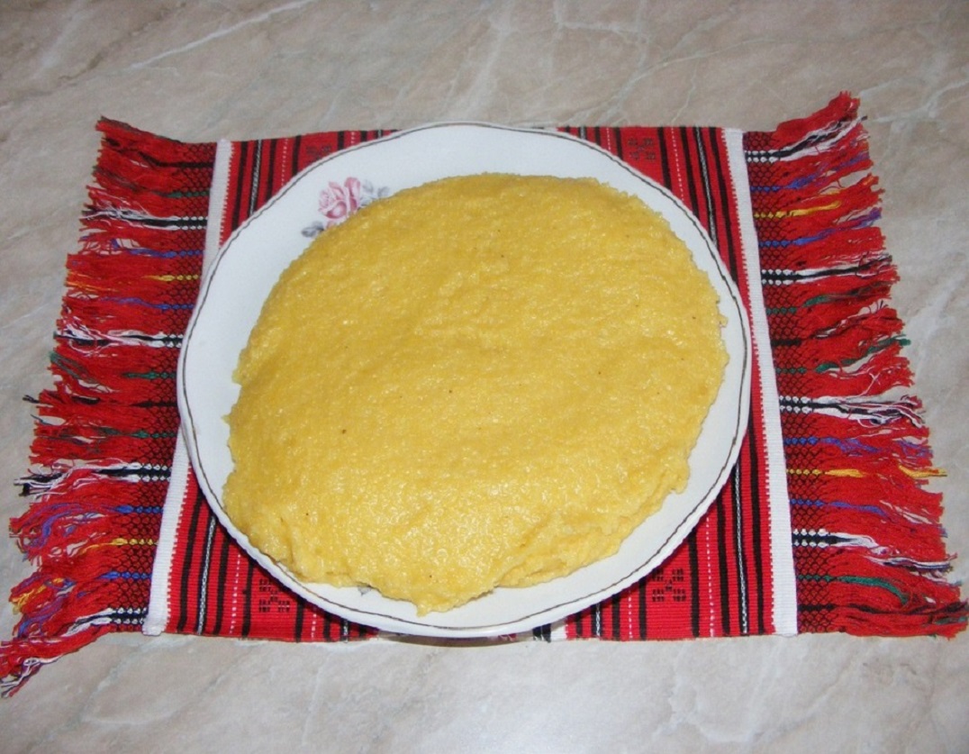 Mamaliga de casa | Preparatedevis.ro