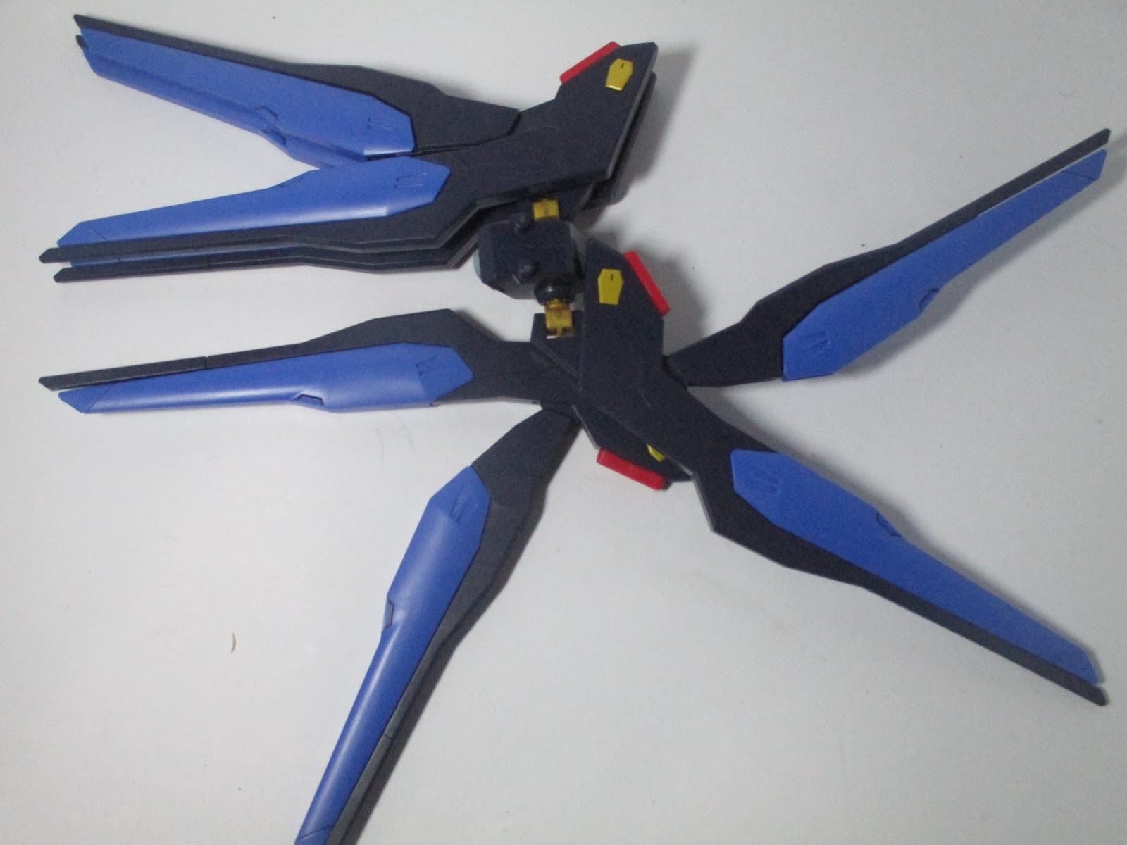 Gunpla Review: [REVIEW] HGCE Strike Freedom Gundam