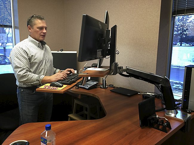 Bought A Stand Up Desk No More Back Pain From 12 Hours Day Sitting In Front Of Computer bought-a-stand-up-desk-no-more-back-pain-from-12-hours-day-sitting-in-front-of-computer