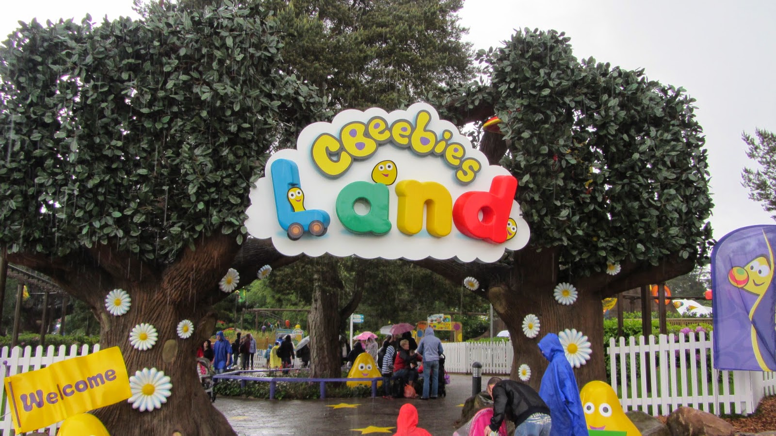 CBeebies Land, Alton Towers in rainy day | Adventurous Toddlers