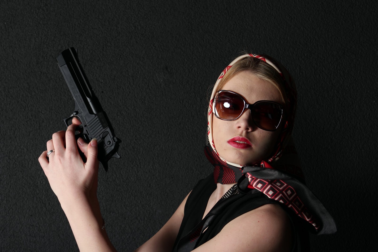 Über Agentinnen ~ Agentinnen.net