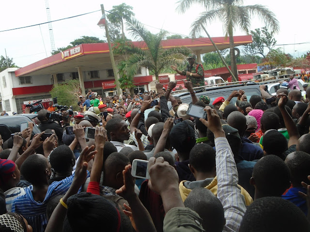 TAZAMA PICHA MBALIMBALI ZA RAISI WA JAMUHURI YA MUUNGANO WA TANZANIA Dr ...