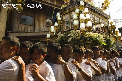 Mga Tula at Salamisim: Tagulaylay sa Silong ng Krus (5)