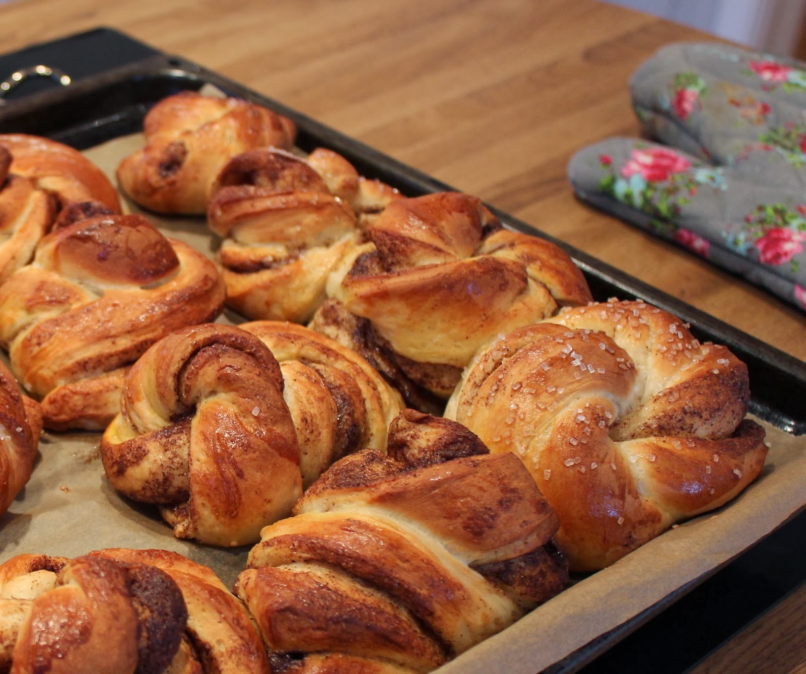 Monicas Matverden: Kanelknuter