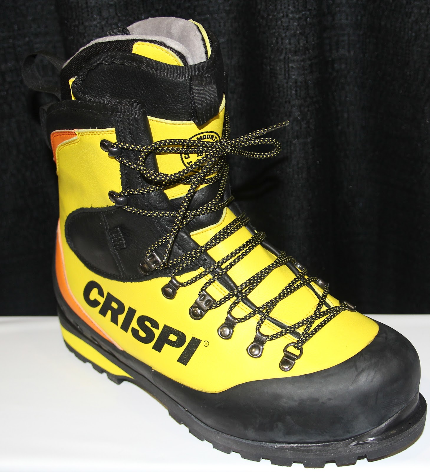 CRISPI Fall 2012 PERFORMANCE FOOTWEAR HIKE, TREK & EVERYDAY TOUGH