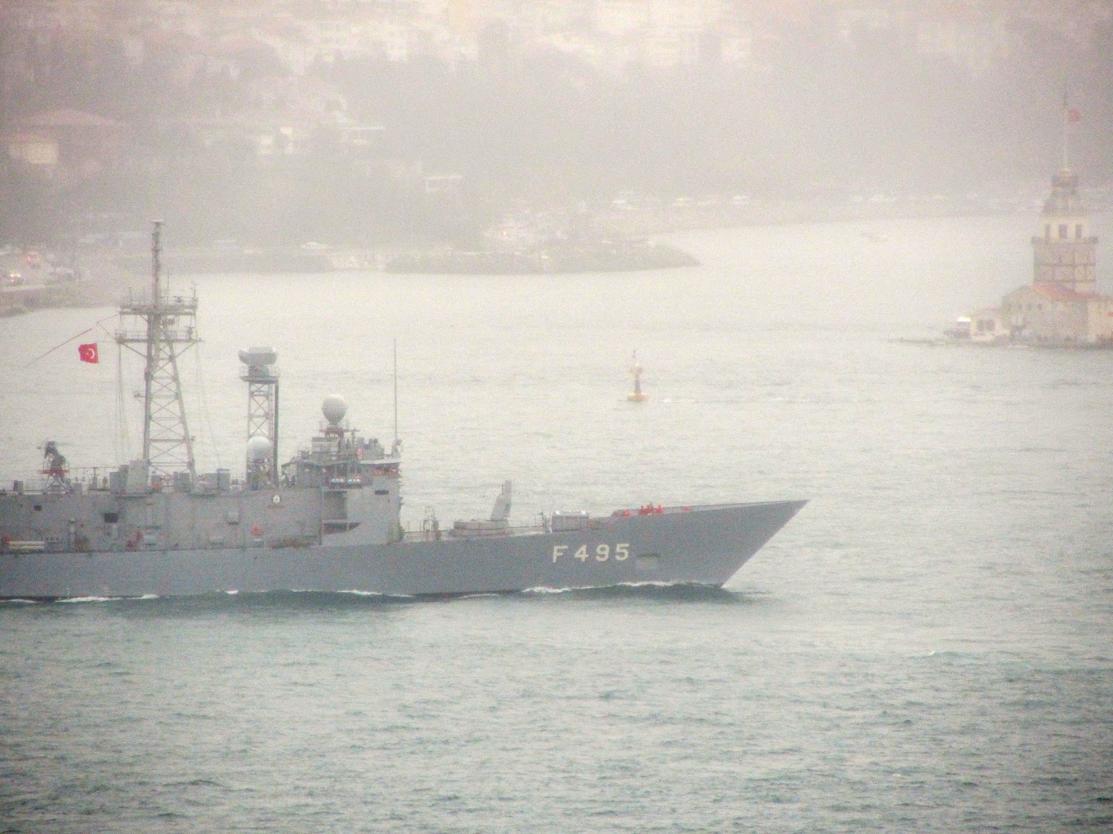 WARSHIPS ON THE BOSPHORUS: F495 TCG-GEDIZ OLIVER HAZARD PERRY CLASS FRIGATE