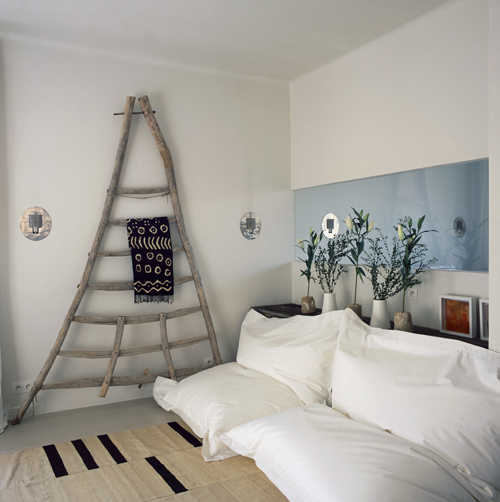 astrid : unu la suta rosu