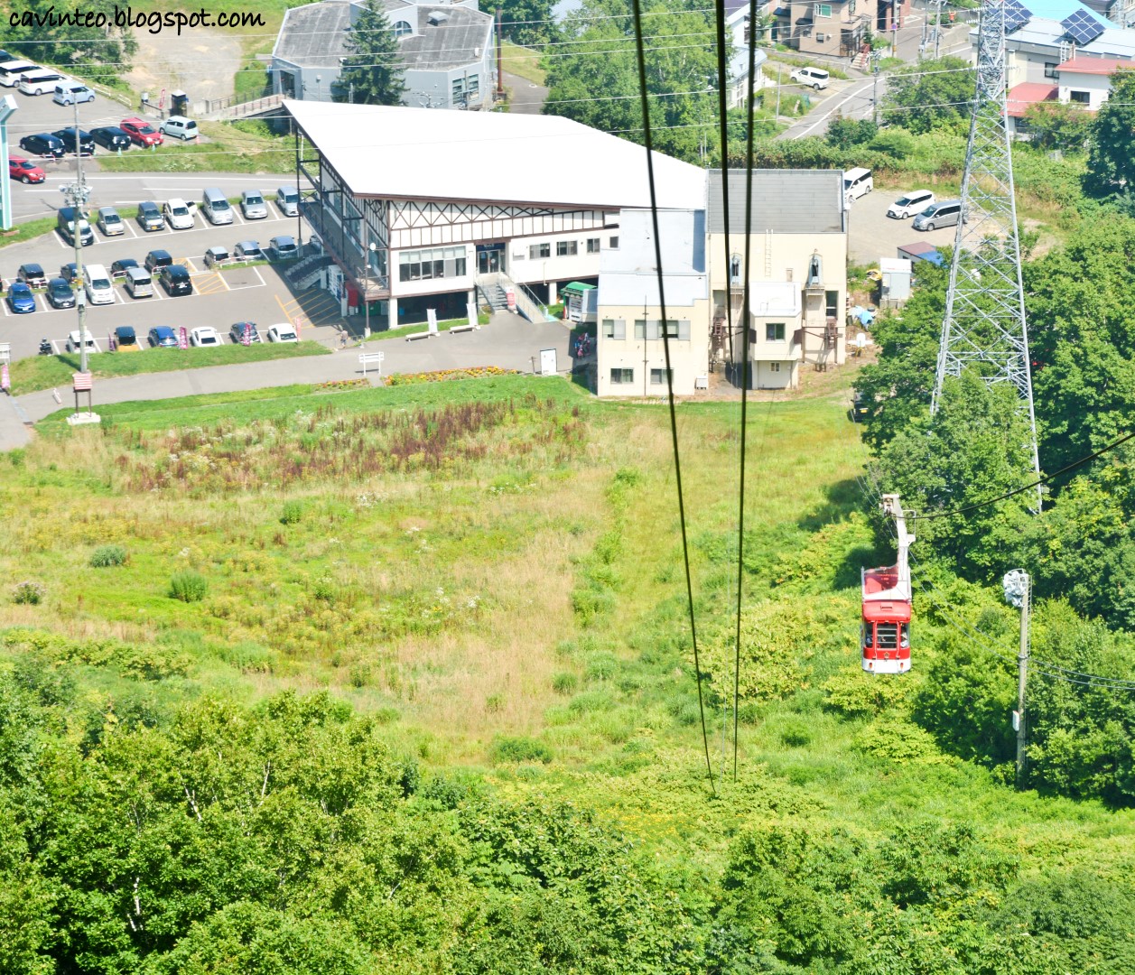 Entree Kibbles: Otaru Mt. Tenguyama (小樽天狗山) - Take the Ropeway to the ...
