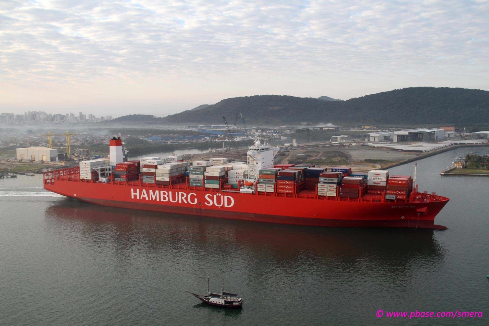 Santos Shiplovers: M/S Cap San Marco / LXCQ - Suspendendo de Santos em ...