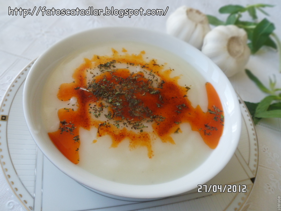 fatosca tadlar: SARIMSAKLI UN ÇORBASI