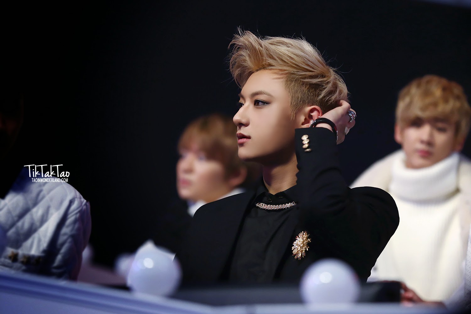 Voshow's Blogger: K-pop Big Trend EXO part 12 ( about Tao)