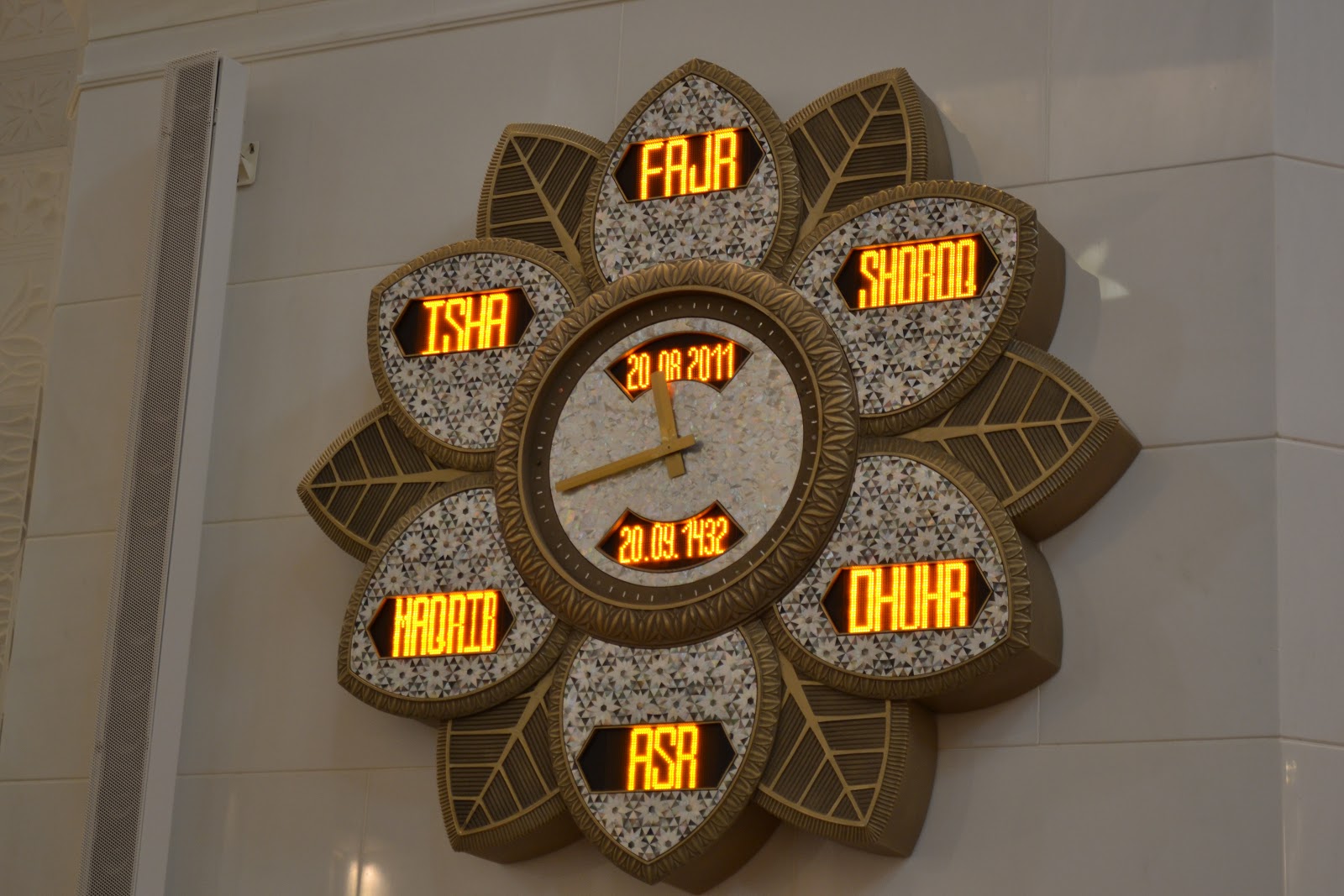 The Verows @ UAE!: The Grand Mosque of Abu Dhabi: Sheikh Zayed Grand Mosque