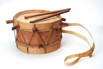 Weider Carvalho: CAIXA CLARA (INSTRUMENTO MUSICAL)