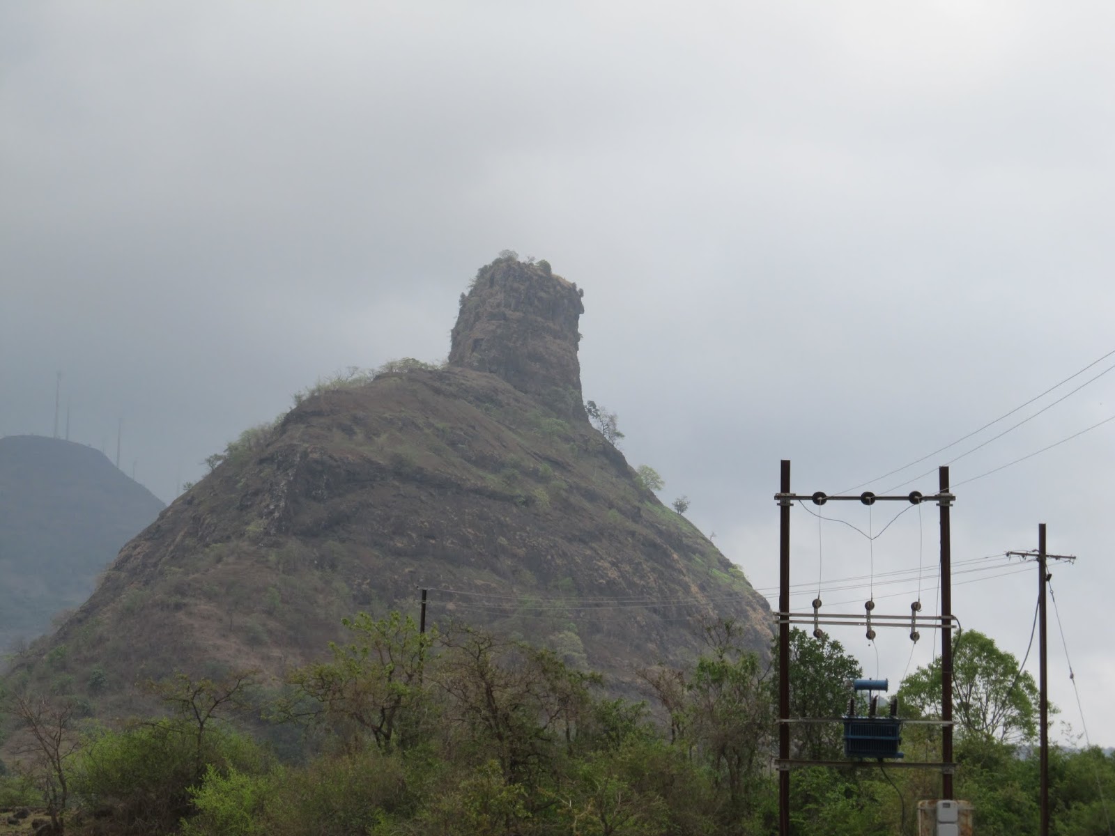 photos of trek trip: Peth fort ( Karjat )