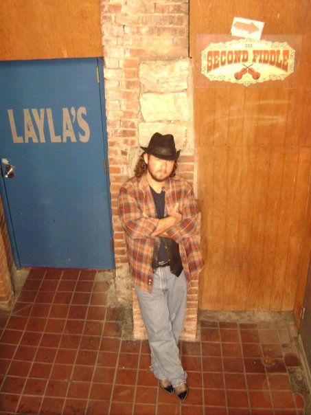 Interview with SCOTT HOLSTEIN - Country Music News International