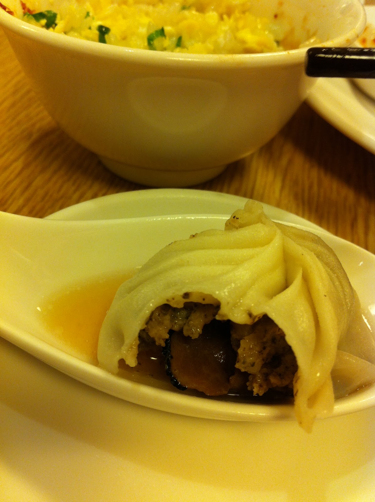 Om Nom Gastronomy: XLB in Taipei: Din Tai Fung/ 鼎泰豐