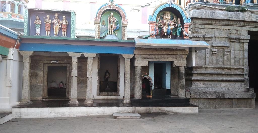 Tamilnadu Tourism: Nageswarar Temple, Ambur, Vellore