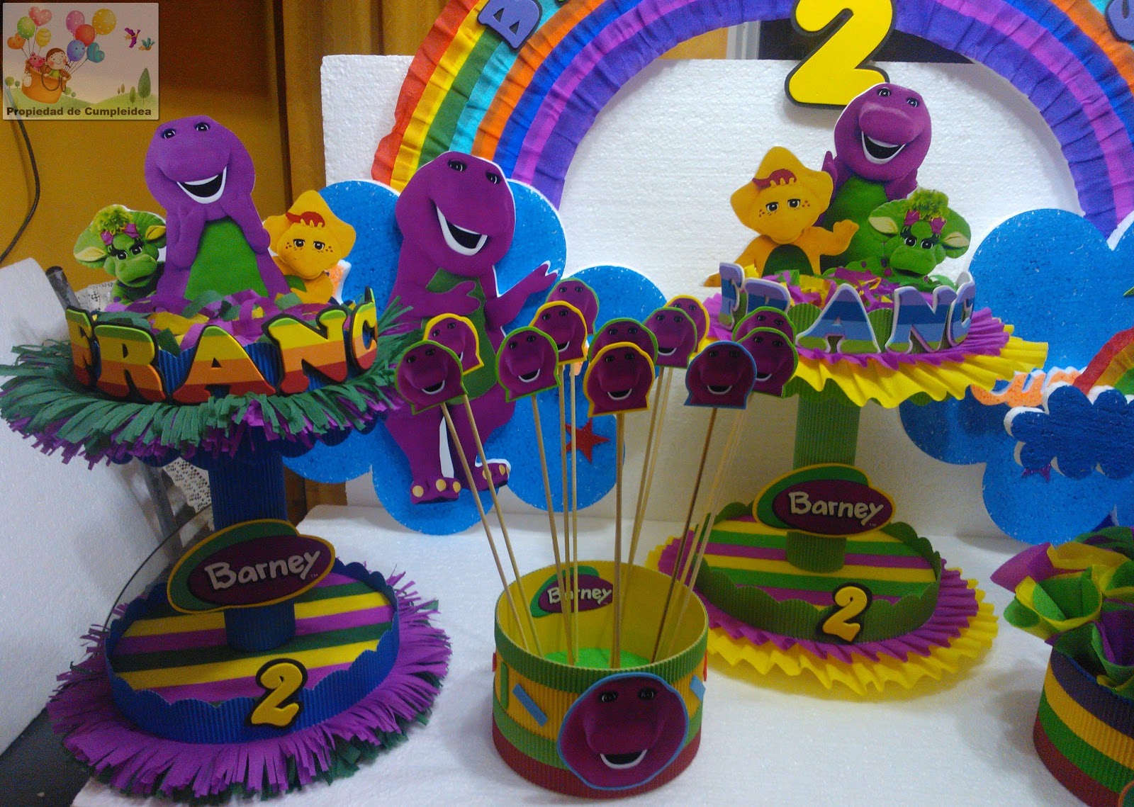 DECORACIONES INFANTILES: BARNEY