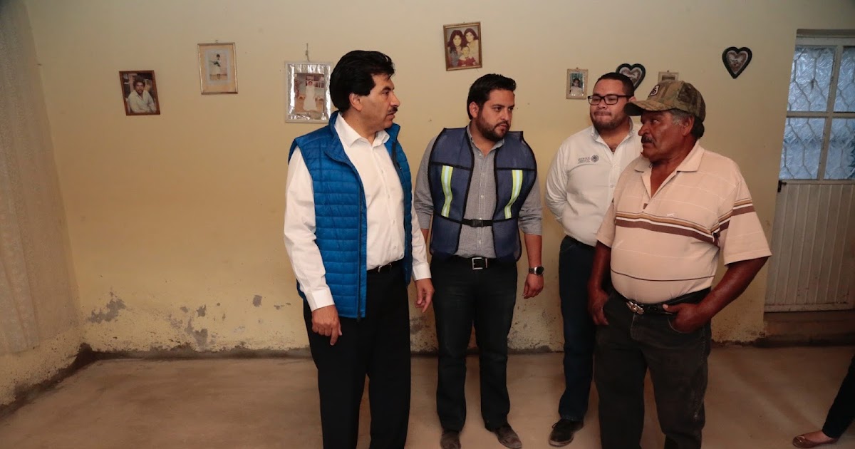 Magazine Life Durango: Dr. Enríquez entrega obras de “Piso firme” en ...