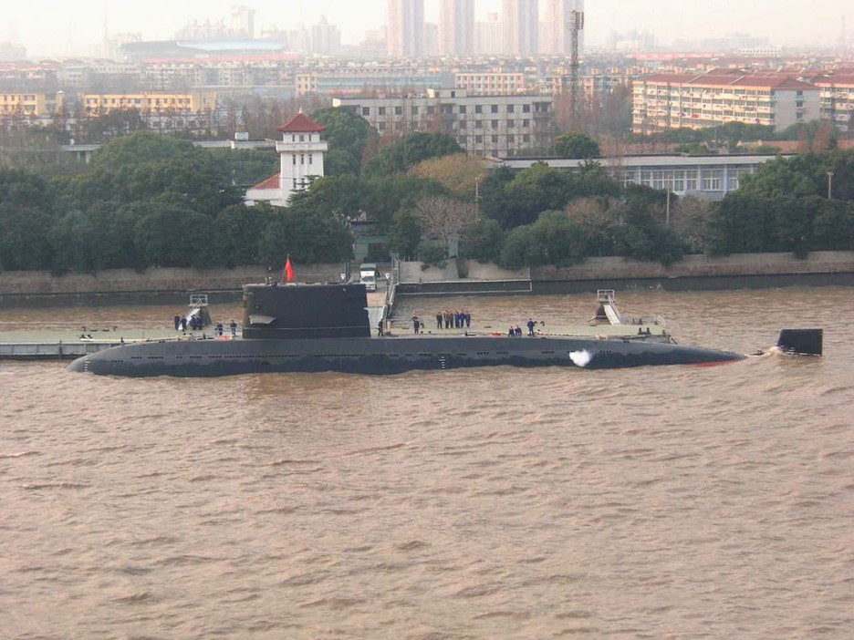 Warships-Arabic: الفصل الثالث-الغواصات التقليدية-Yuan Class (AIP)-Type 041