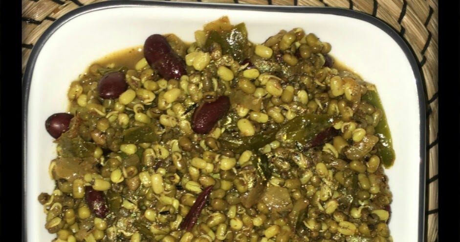 Happy Cooking: Sprouted moong & black kidney beans mixed curry