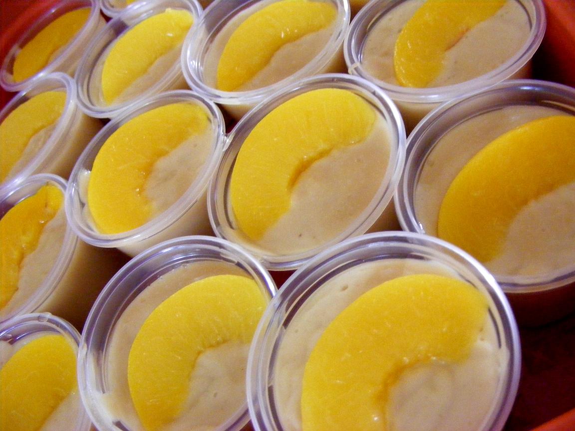 Calabacitas.com: DELICIOSA LECHECILLA CON DURAZNOS!! UN POSTRE SÚPER RICO!!