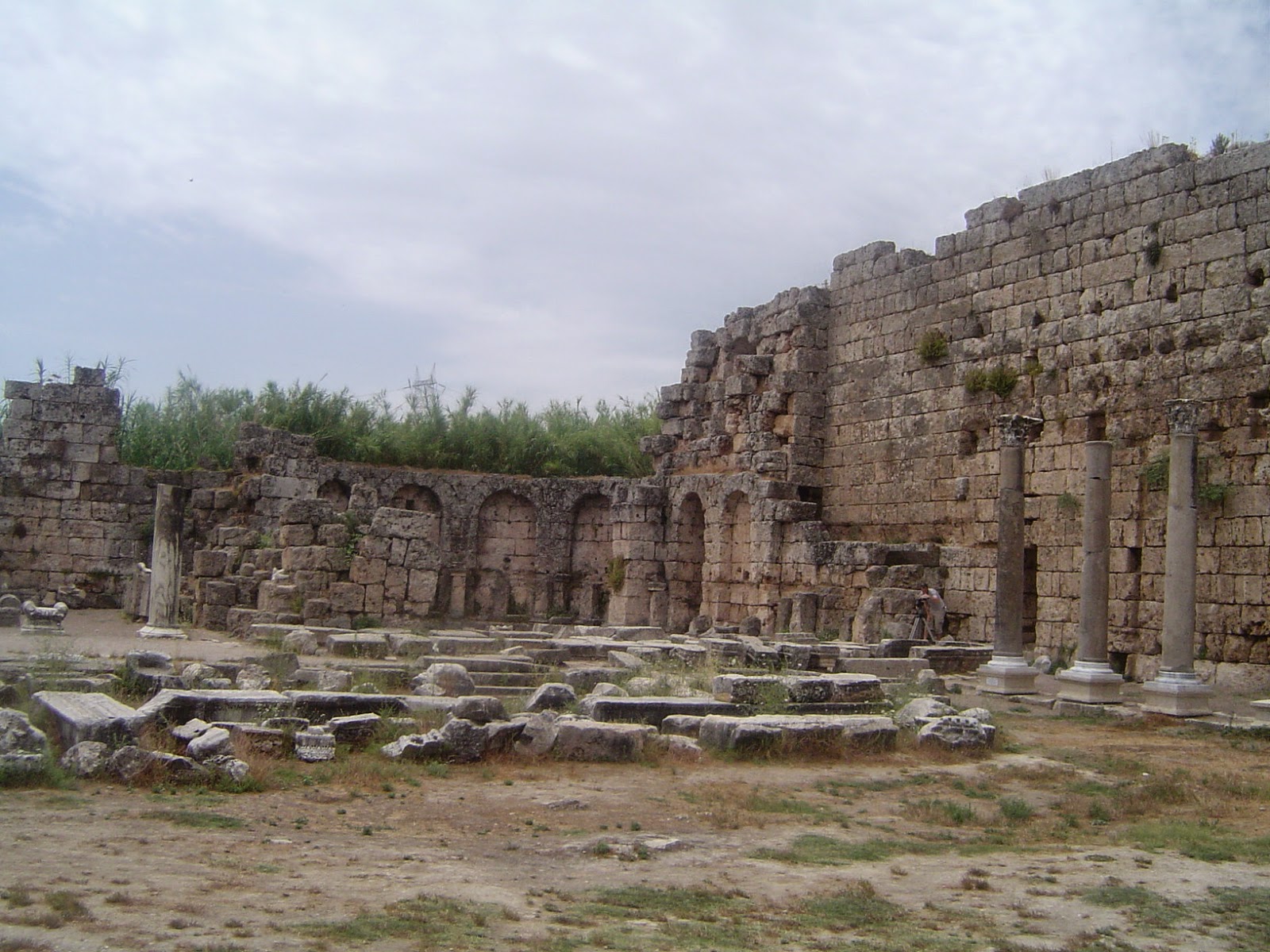 All About Royal Families: Happy Weekend Picture - ruins of Perge in Turkey