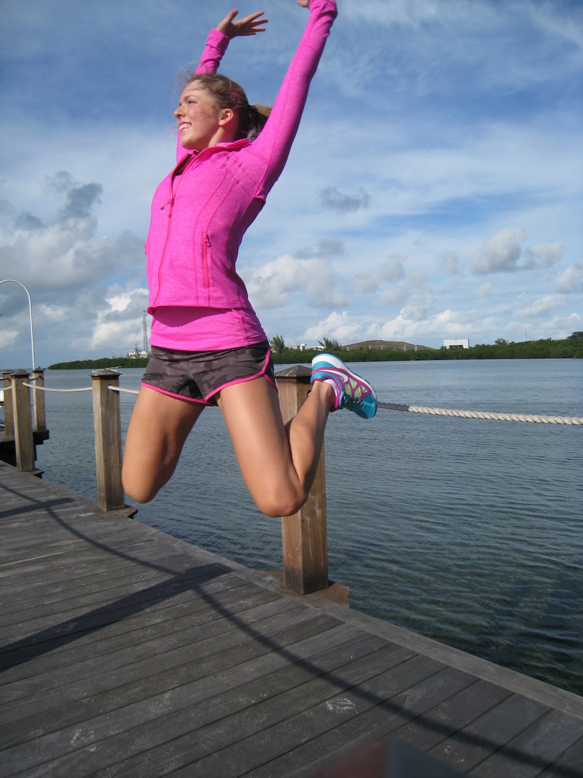 Fit Chick Training: February 2012