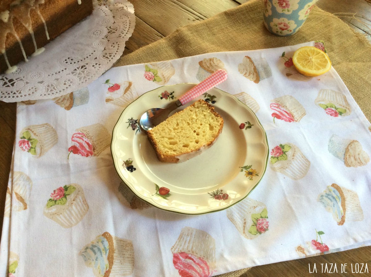 Bizcocho de Limón Glaseado o Pound Cake | La Taza de Loza