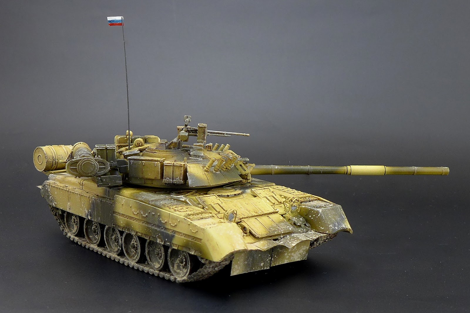 Matejson Models Workshop: T-80U - Modelcollect - 1/72 - gallery
