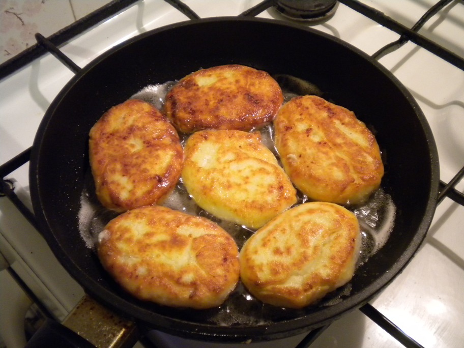 Caietul cu retete vechi si noi: Papanasi prajiti (moldovenesti)