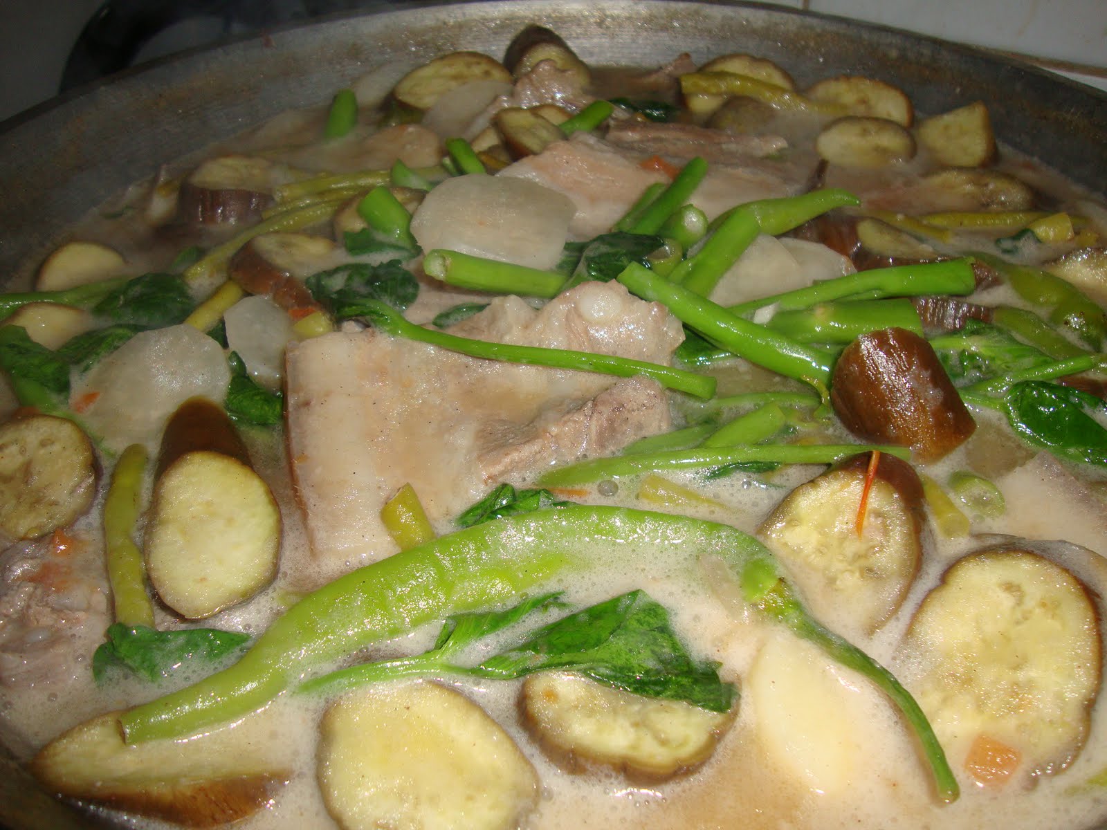 McNose Learns To Cook: Sinigang na Liempo