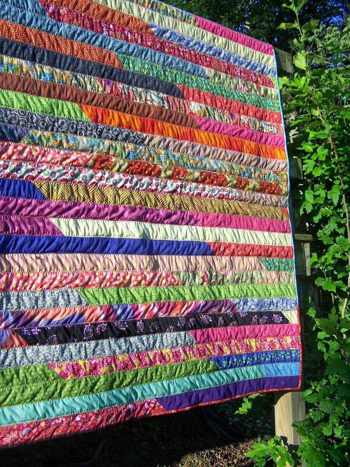 Treasures-n-Textures: Jelly Roll 1600 Quilt Finished