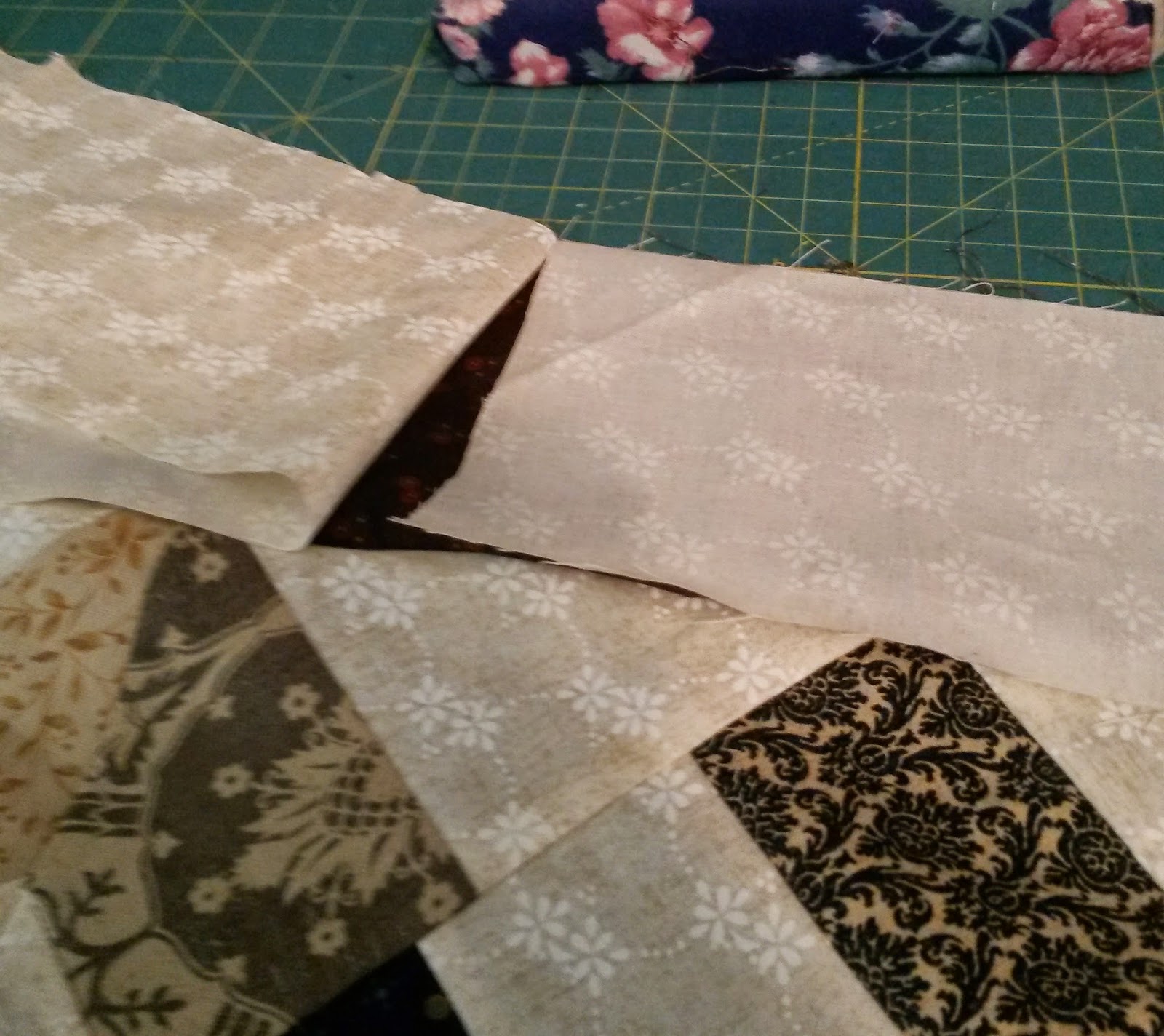 Quilting Gone Amuck: Mitered Corner Borders